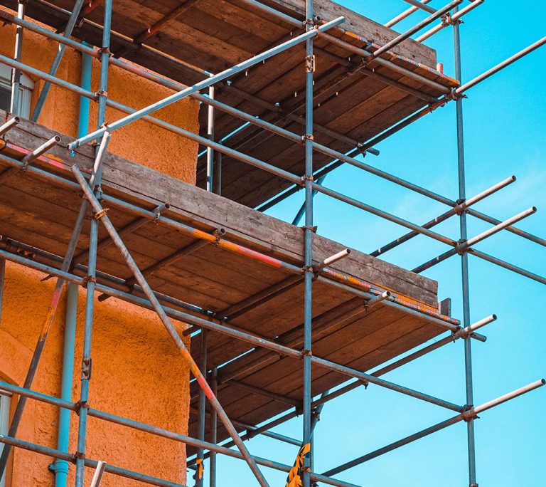 Difficult access - Brush Strokes Decorating